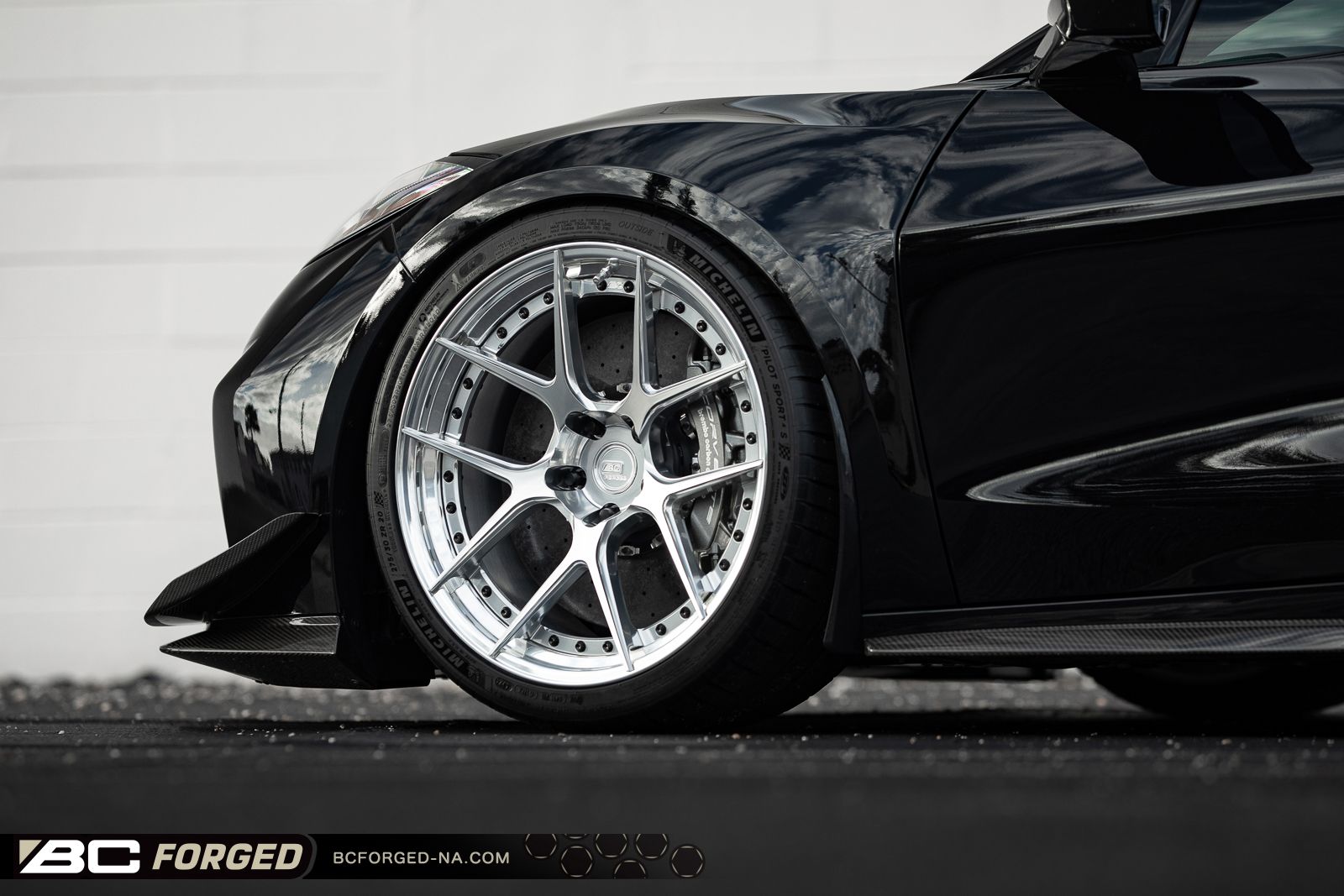 Кованые диски BC Forged HCS02 на Chevrolet Corvette C8 — 28 фото