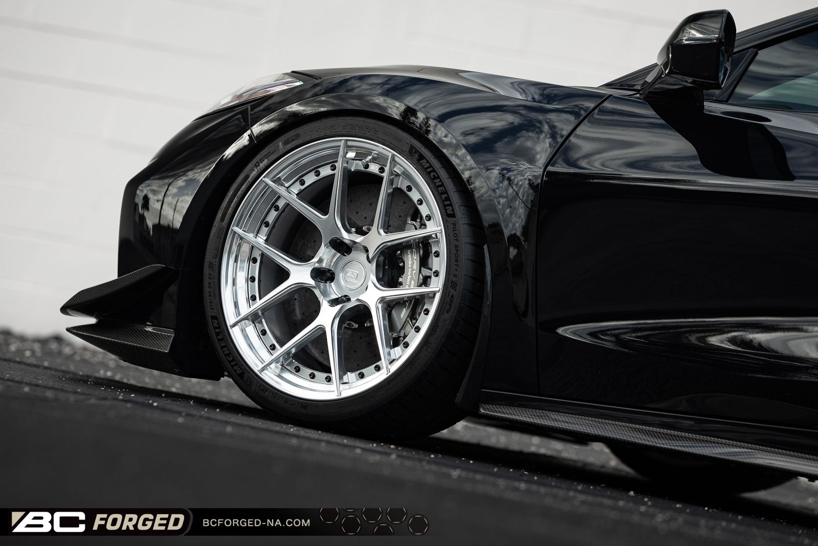 Кованые диски BC Forged HCS02 на Chevrolet Corvette C8 — 28 фото